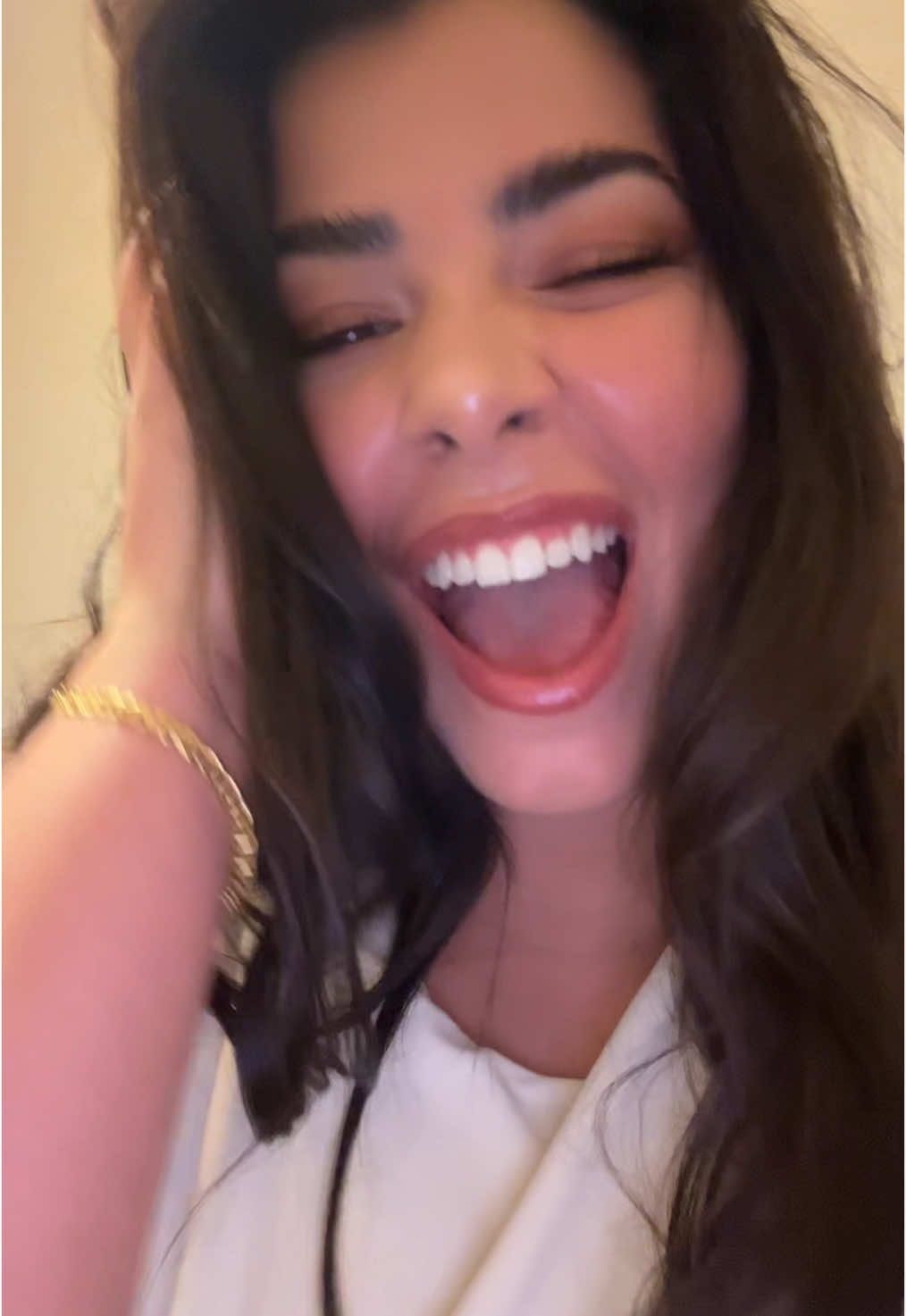 Anna (@im_notannaa) - Urlebird