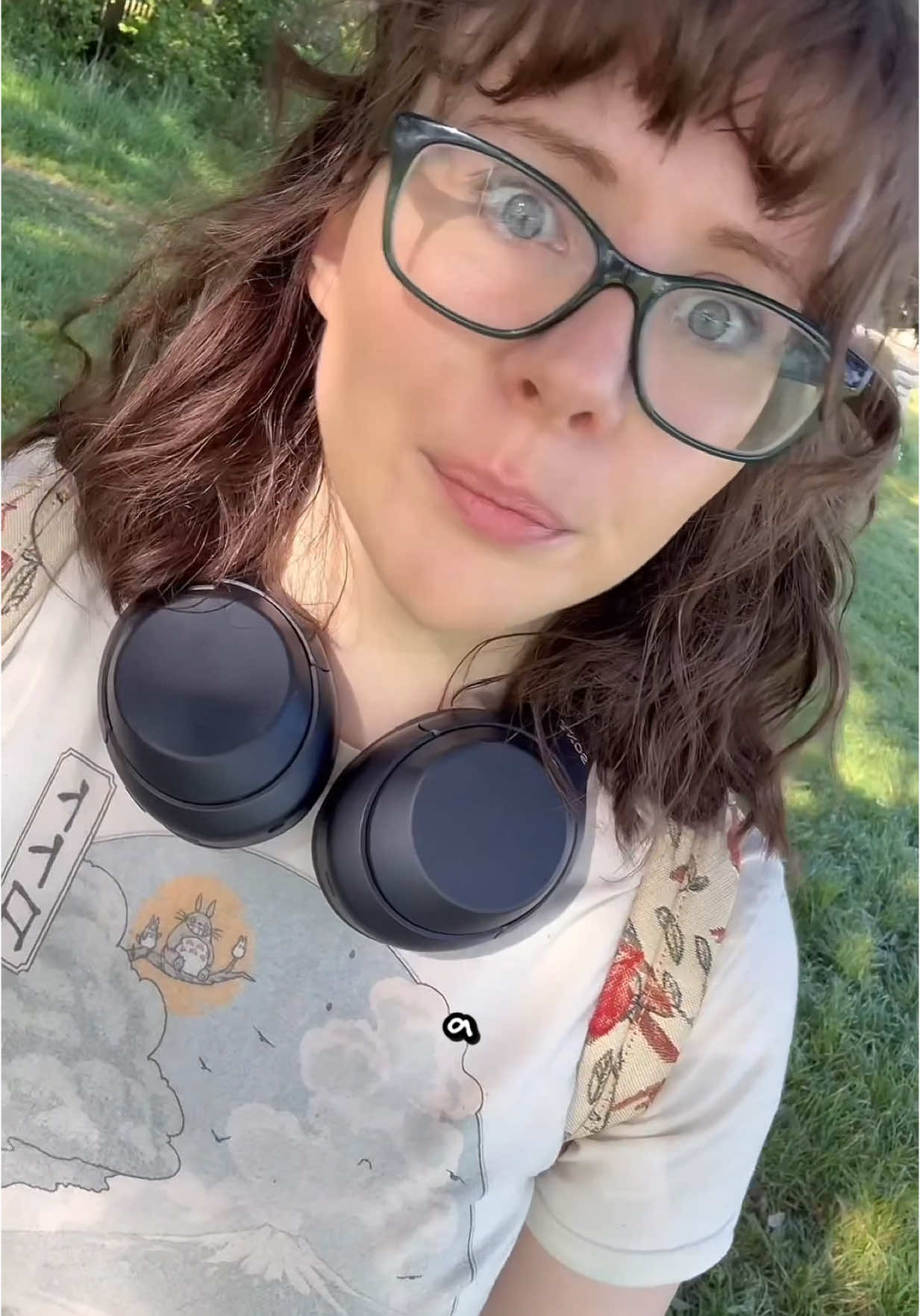 Alice Winterhold (@alicedoeswonderland) - Urlebird