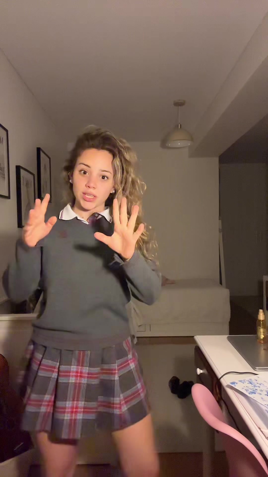 anitarqp (@anitarqp) - Urlebird