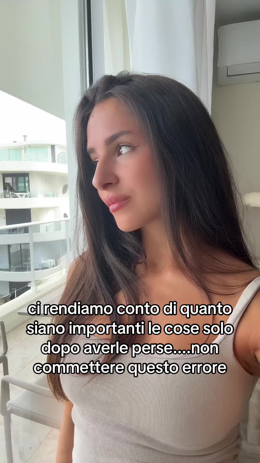 Stella Celine (@stellacelinereal) - Urlebird