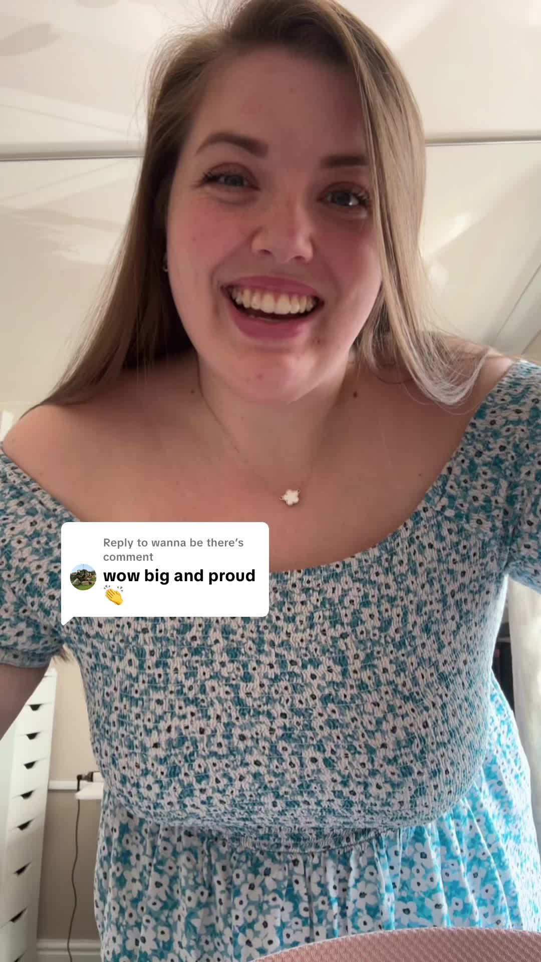 𝒜𝓂𝒷𝑒𝓇 𝐿𝑜𝓊𝒾𝓈𝑒 (@amberhunbun) - Urlebird