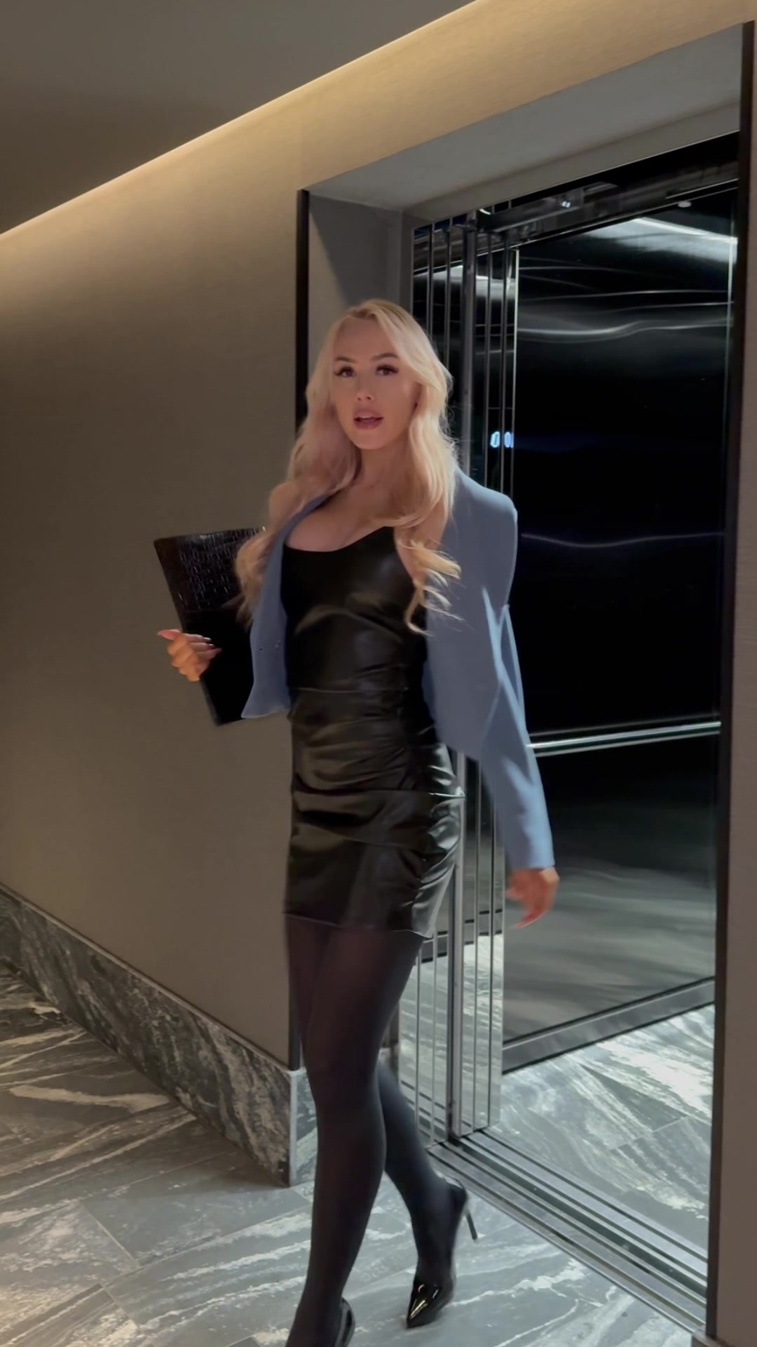 Oona Linna (@oonalinna) - Urlebird