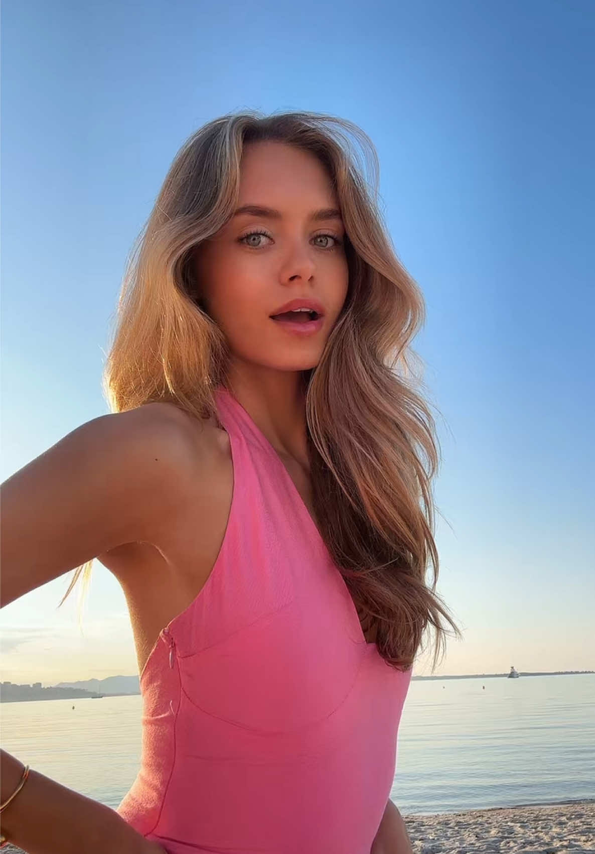 Laila Hasanovic (@lailahasanovic) - Urlebird
