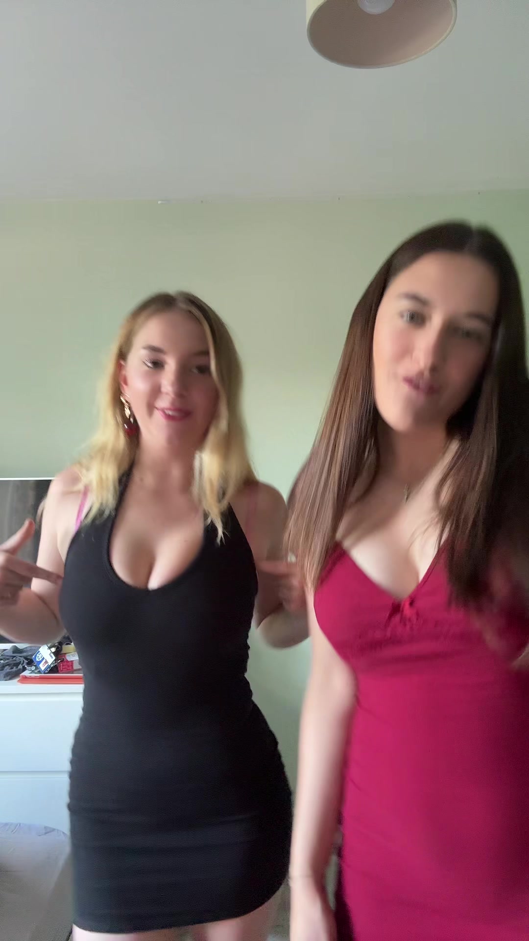 Arina_mirova (@arinamirova) - Urlebird