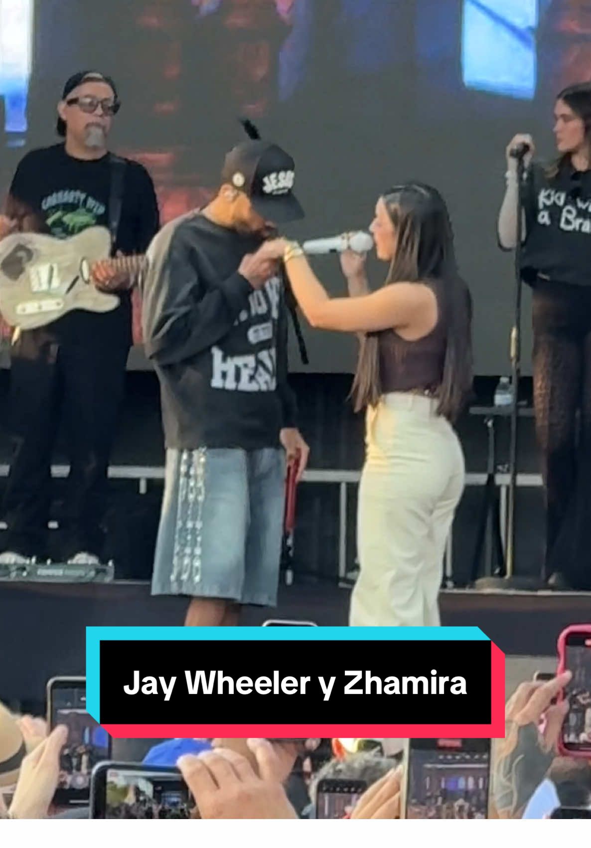 @Jay Wheeler y su esposa @ZHAMIRA en el | Iñigo Arza (@inigoarza)