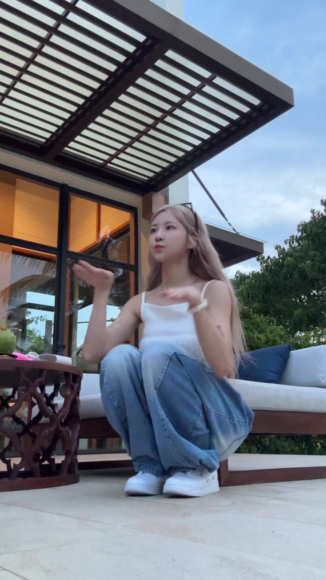 혼자놀기 start 😏 | 시아지우 sia_jiwoo (@sia_jiwoo)