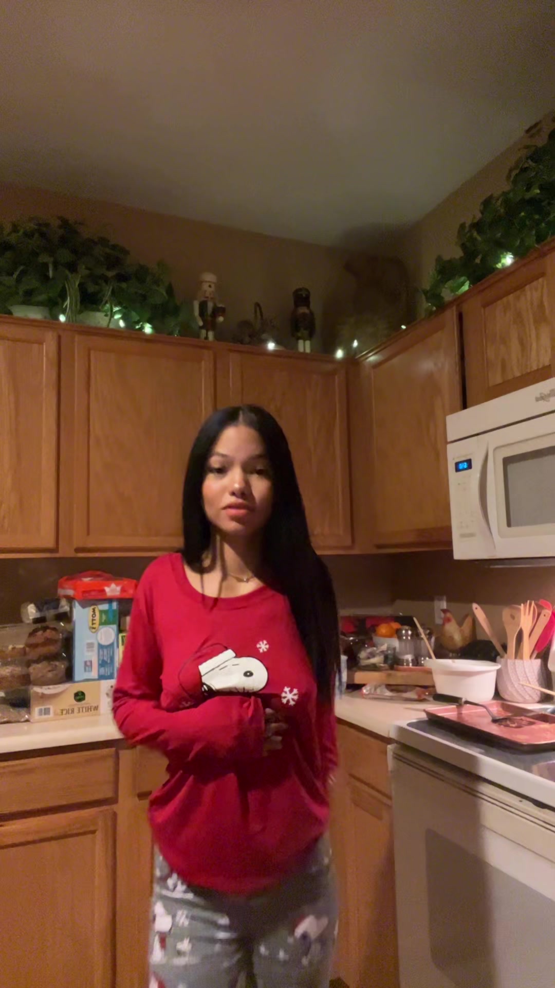 whole family is matching | Simone Mitchell (@simonemitc.hell)