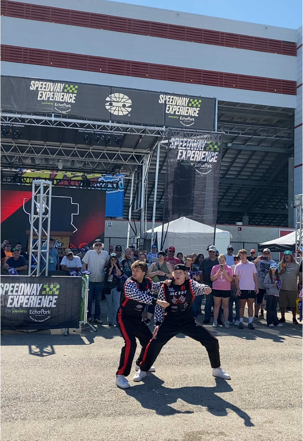 Live Performance🏎️🕺🏁 @Texas Motor | Funkanometry (@funkanometry)