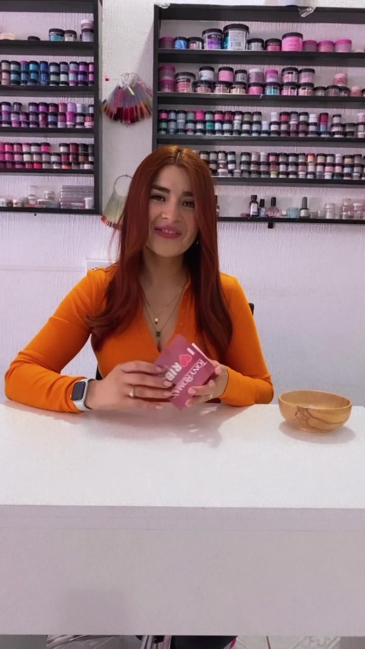 Gracias al equipo de produccion 🤣el | Lore González (@loregonzzalezz)