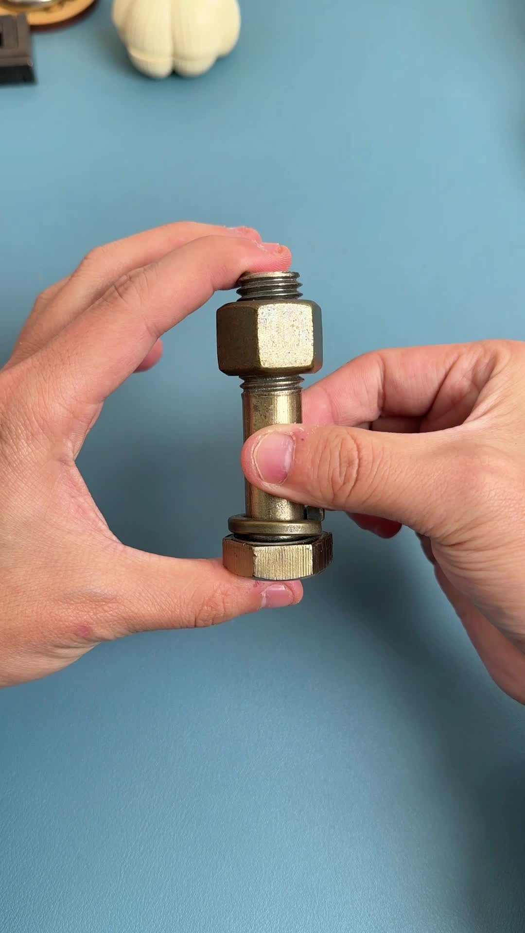 READ THE CAPTION 👇🏼 As an ex-scientist | Monalita (@monalita.xo)