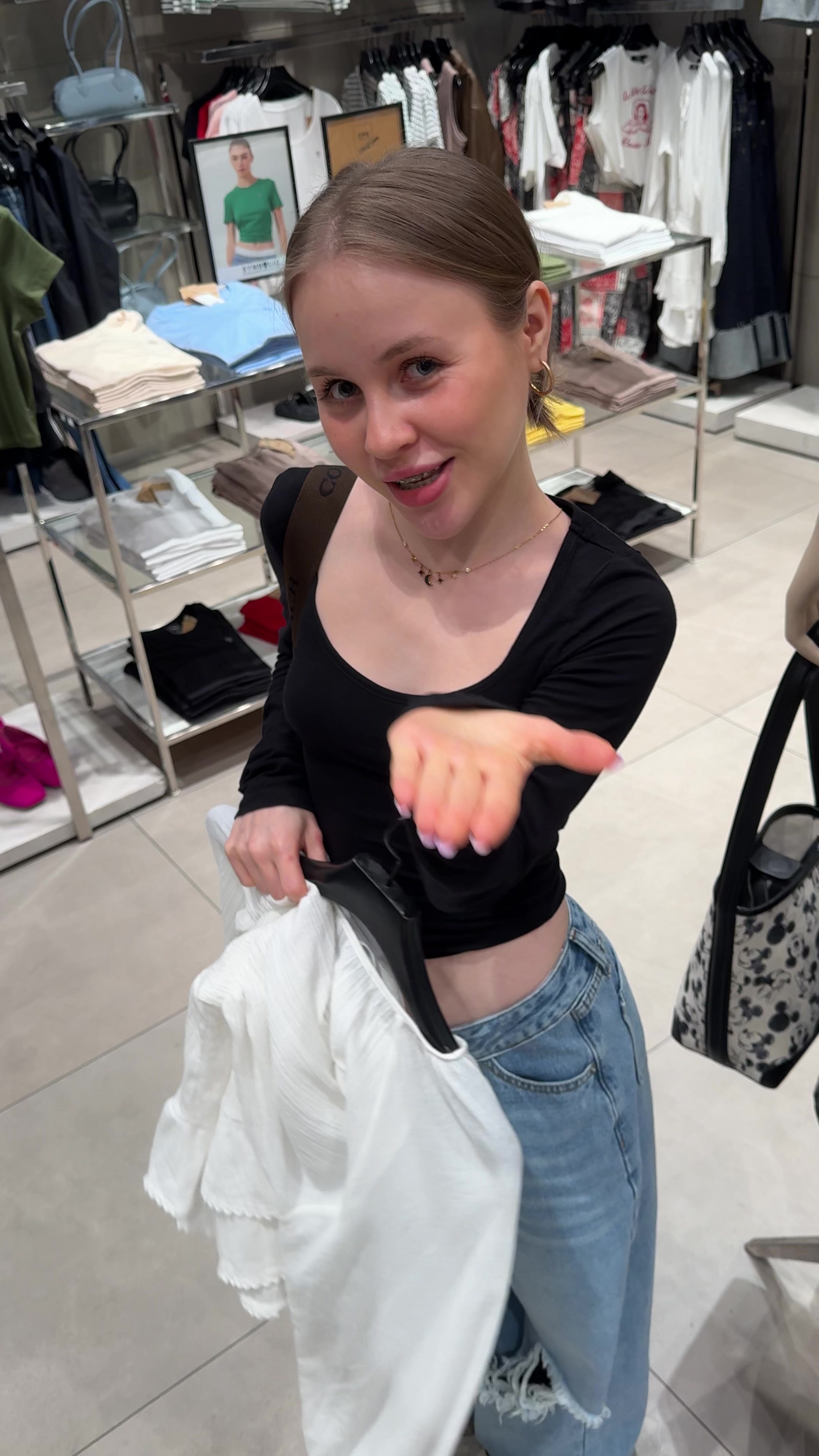 My new animation | Mango Pablo🥭 (@mangopablo)