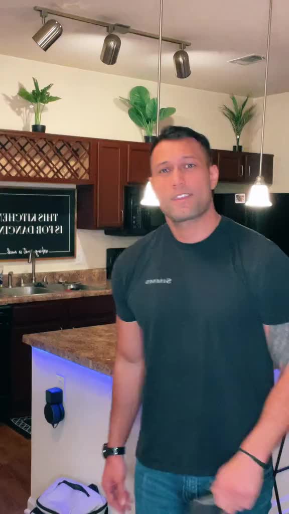 JORDAN KAY DANIEL (@jordaniiel.2.0) - Urlebird