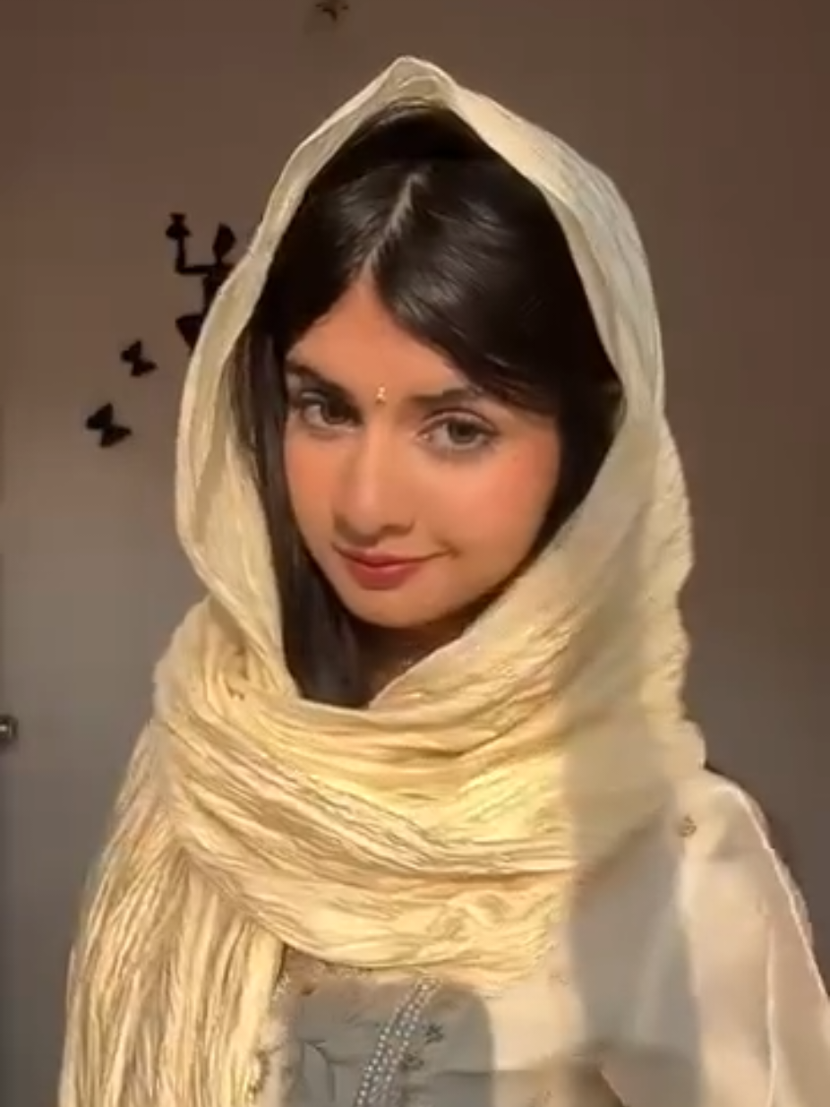 Aishwarya Harishankar (@aish_harishankar) - Urlebird