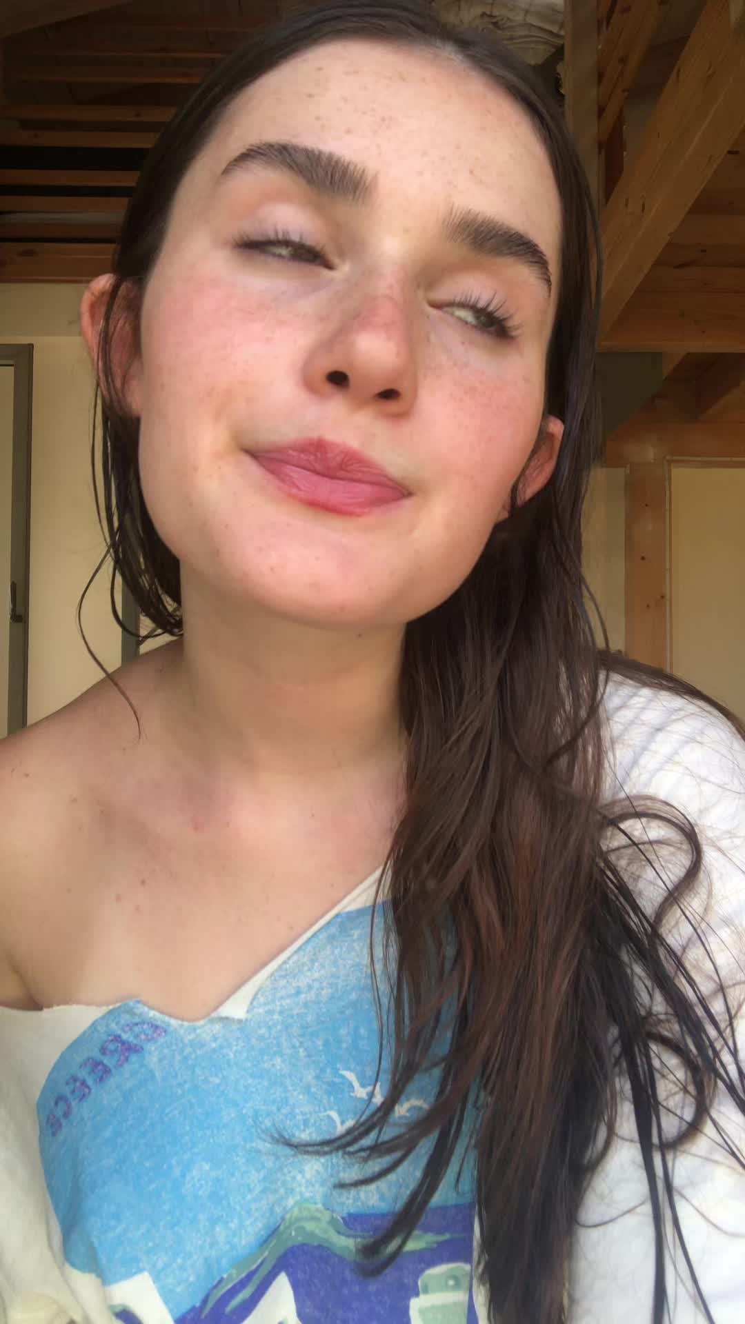 Part 1 - MIKEY vs JJ NOOB vs PRO | Milo and Chip (@miloandchipyt)