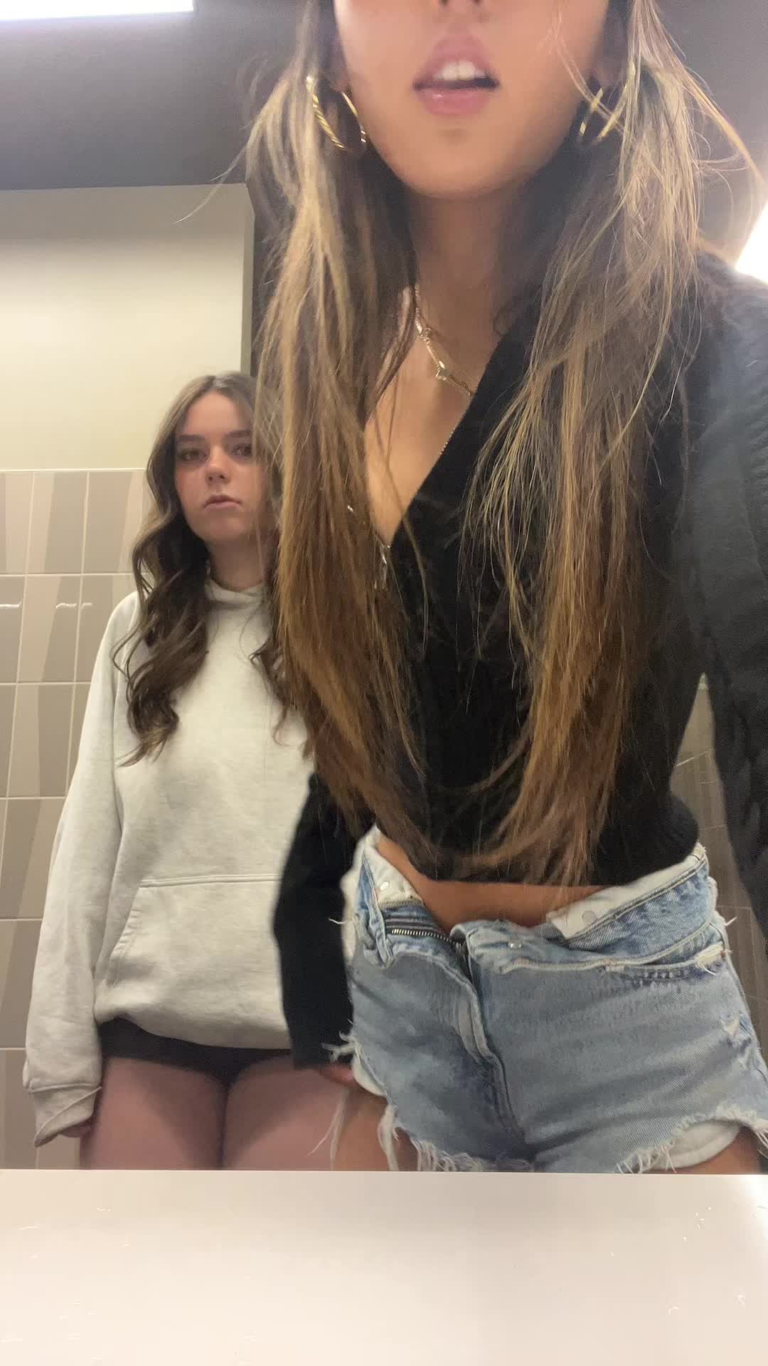 22 likes, 0 shares, 5 | shlanpoofa (@theogbigmacdady)