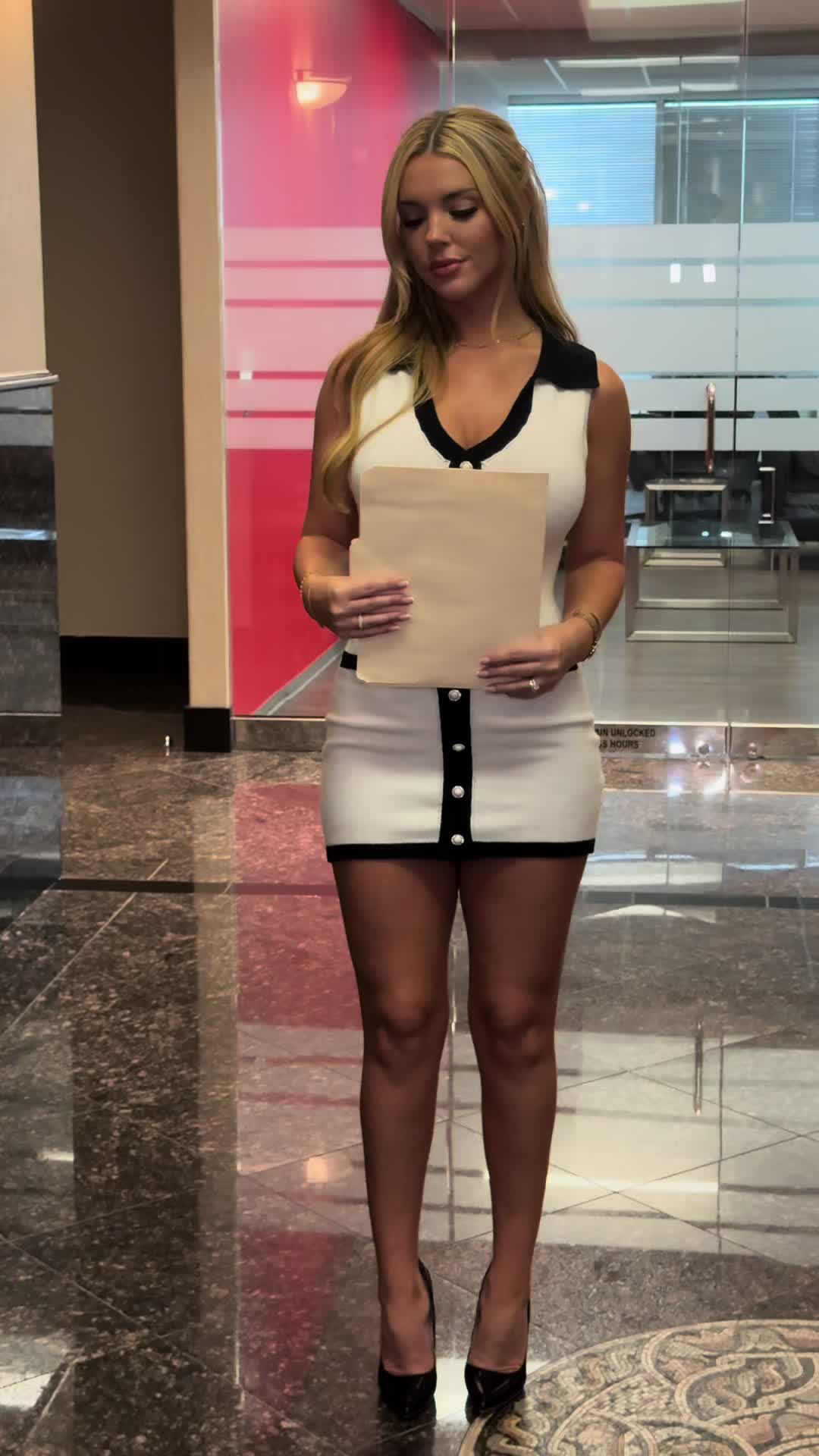 happy new years!! 💋 | The Clements Crew (@the_clementscrew)