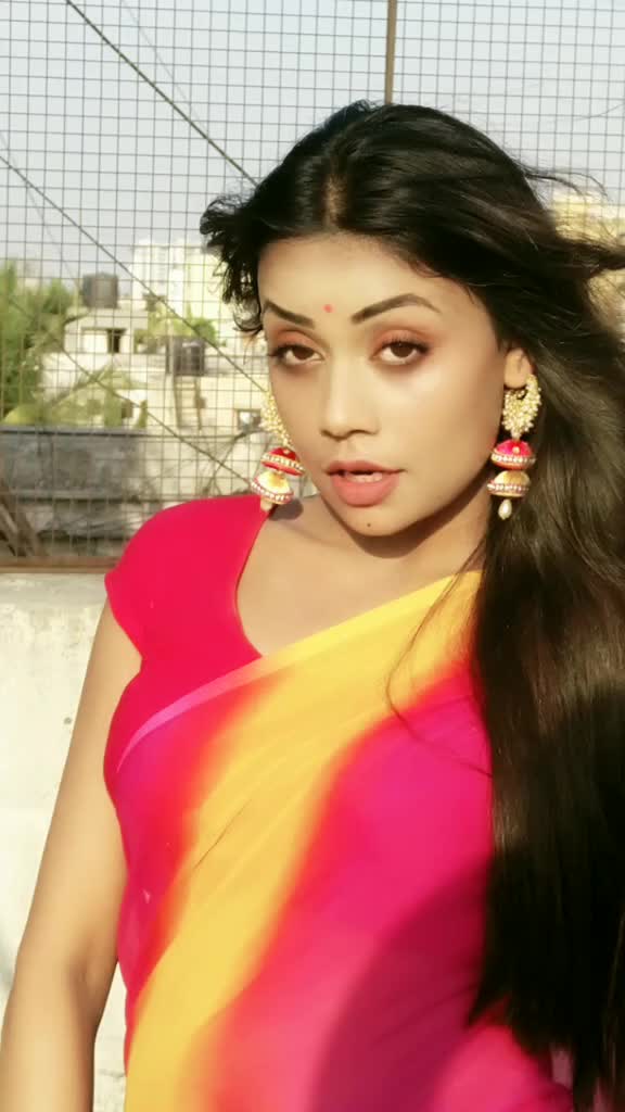 Arey Ja Ja...🙈 #expression #foryou | Daisy Mohanty (@glamourupwithdaisy)