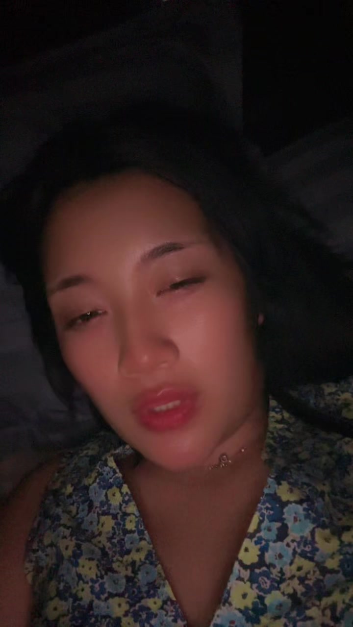 697 hearts, 15 shares, 10 | Devi eviyana (@defy_eviyana)