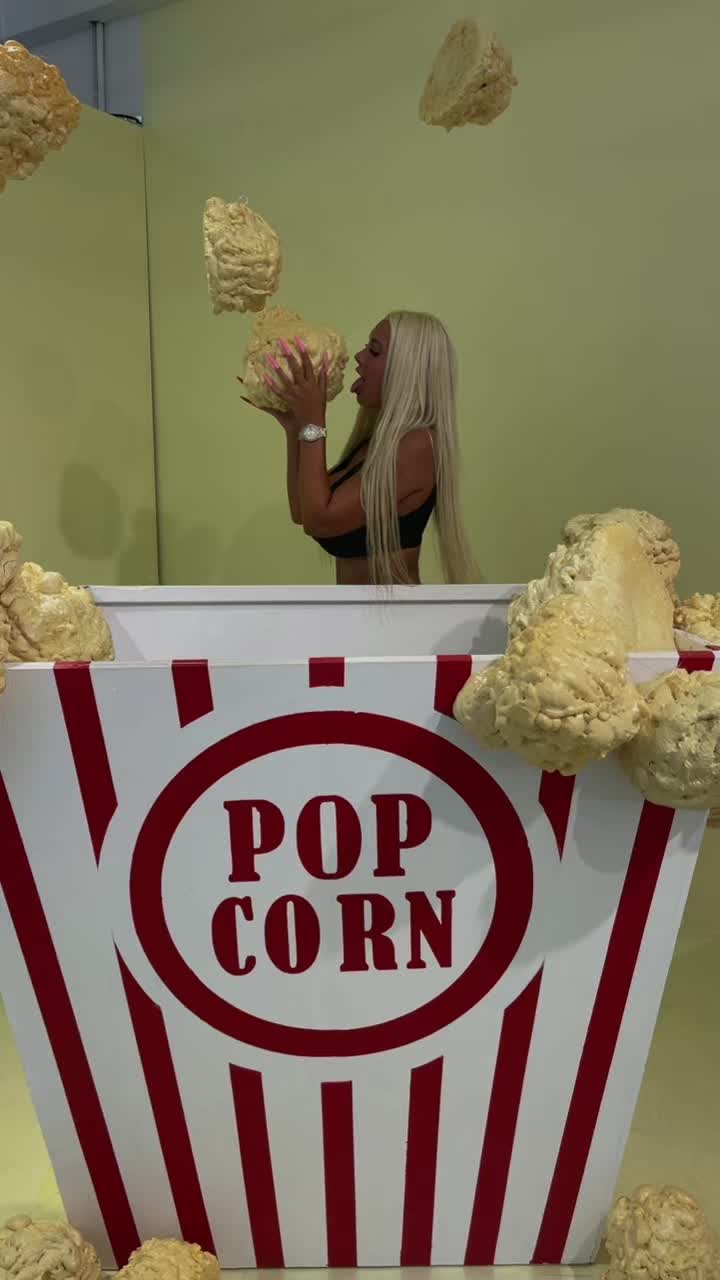 Tiara Apice💋👑 (@tiara.apice) - Urlebird