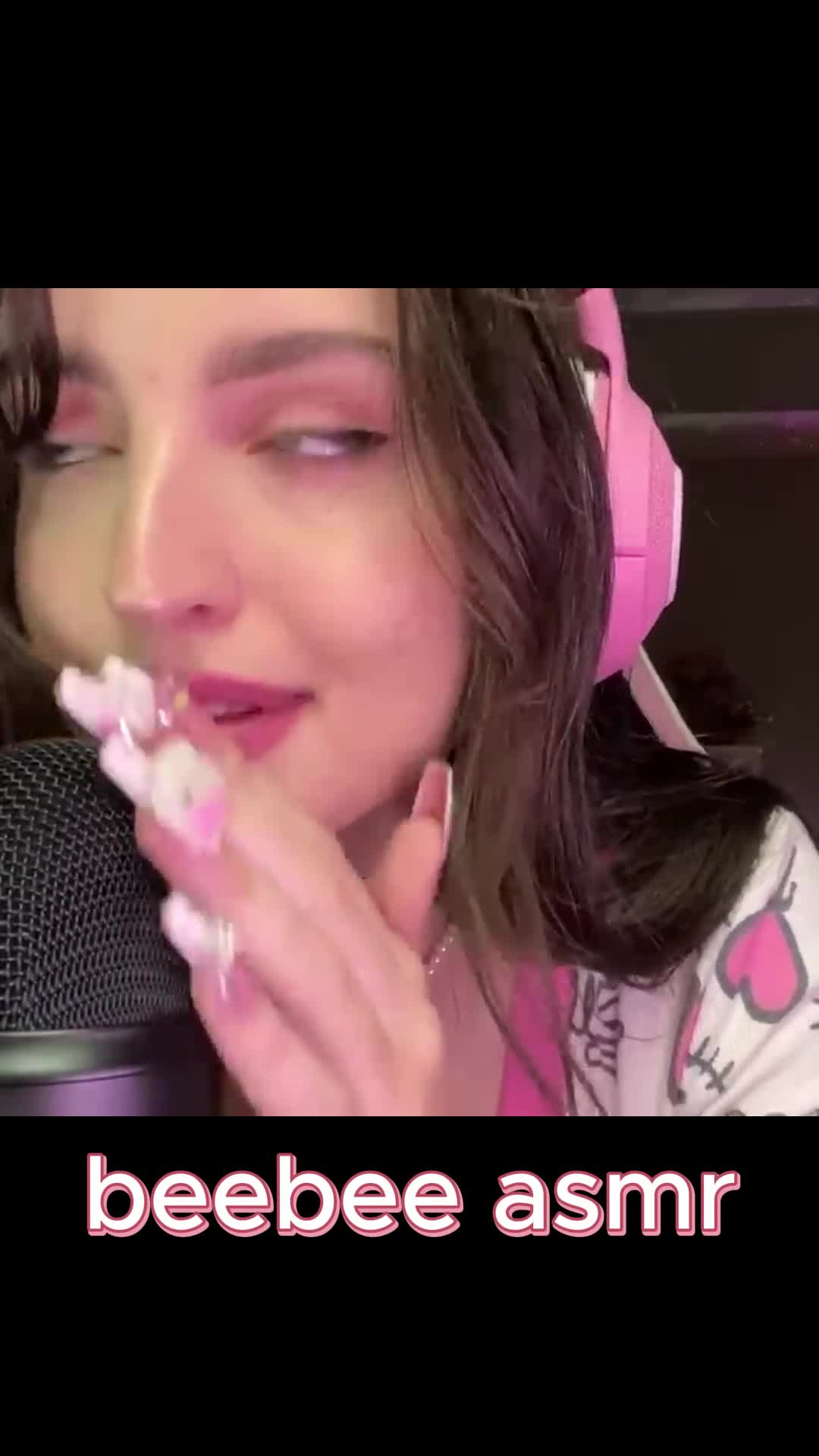 beebee asmr (@beebeeasmr.official) - Urlebird