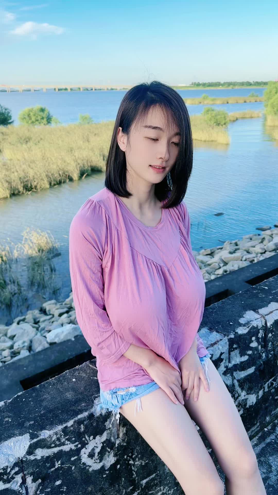 花千惠 (@aling_liu) - Urlebird