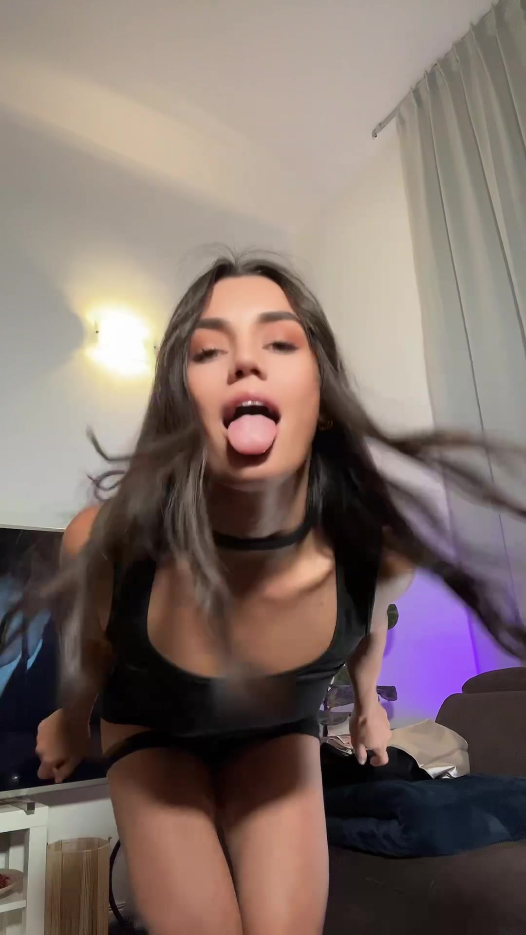 zoyevans (@shezoevans) - Urlebird