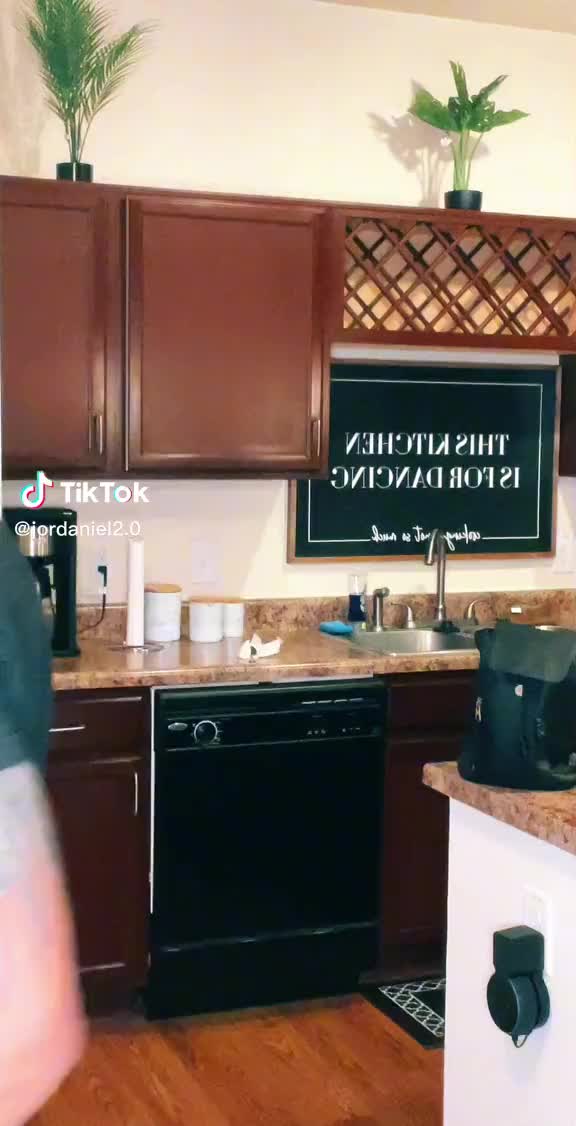 JORDAN KAY DANIEL (@jordaniiel.2.0) - Urlebird