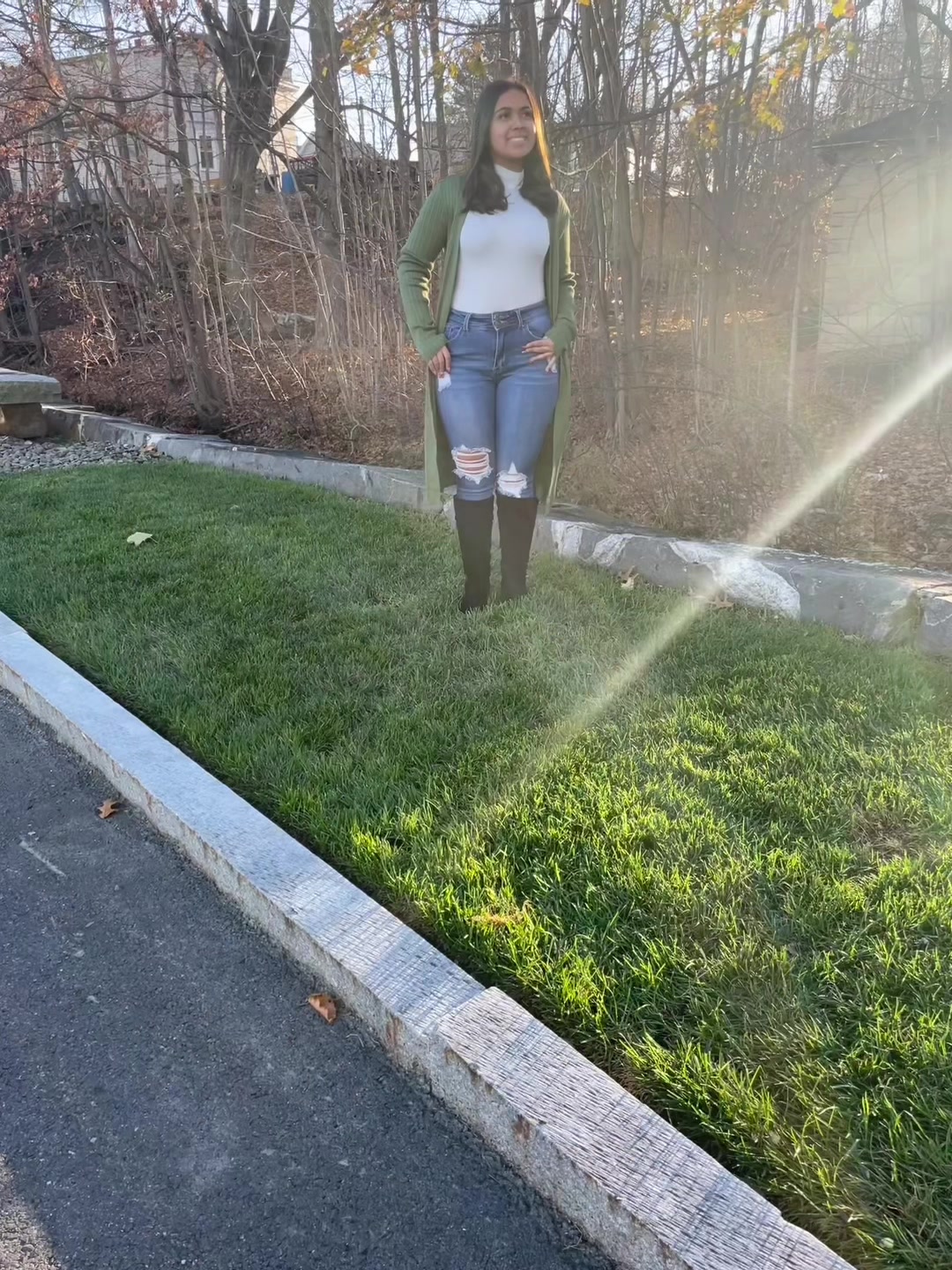 Destiny Rodriguez (@destinyrodriguez32) - Urlebird