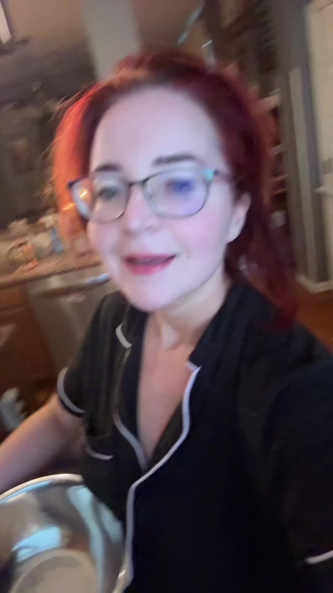 Hello 2025, goodbye 2024 #xoxo | Julia (@jules.bird)