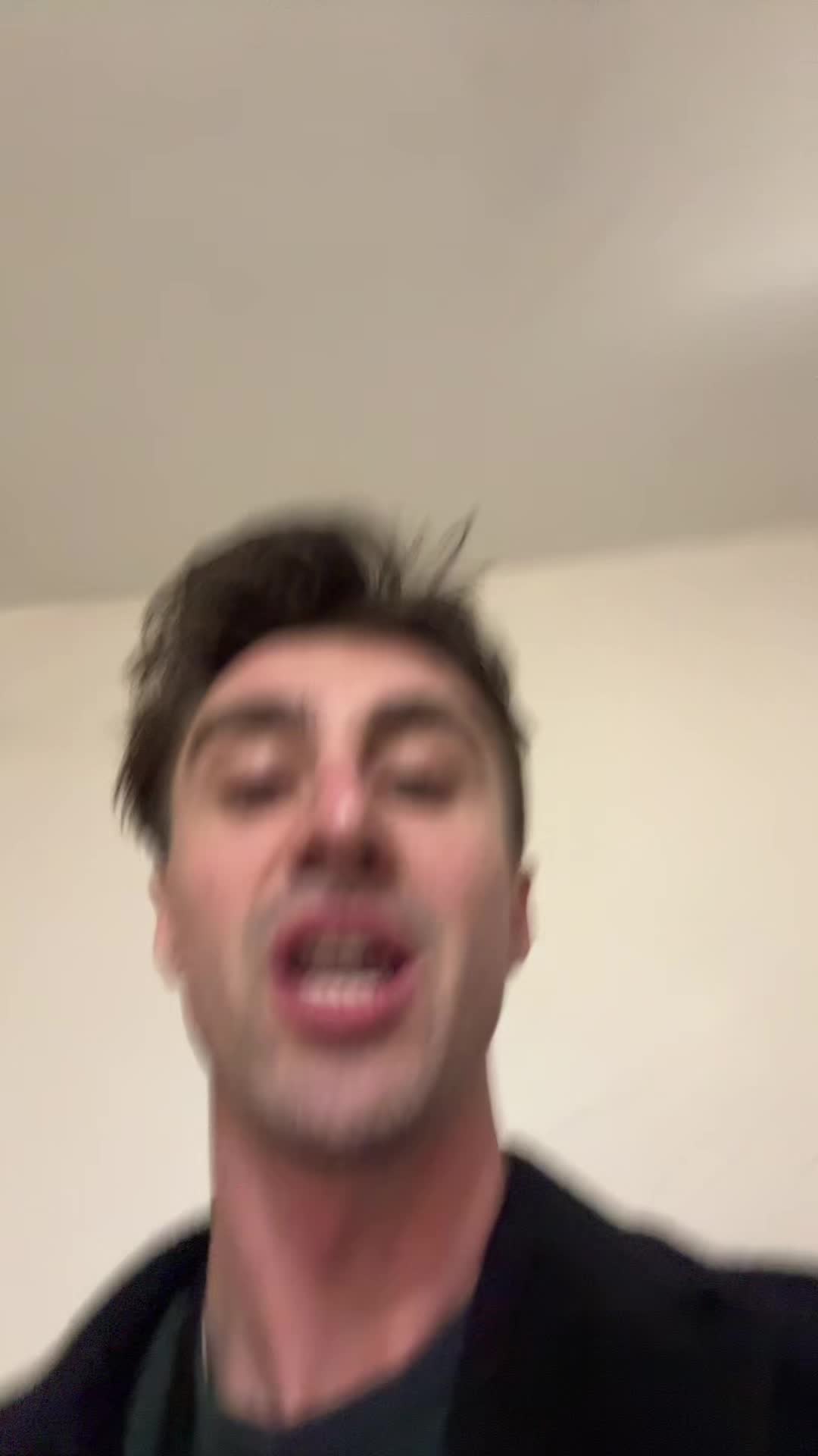 guess who's back home already | Annalise Schmilinsky (@annalise.schmil)