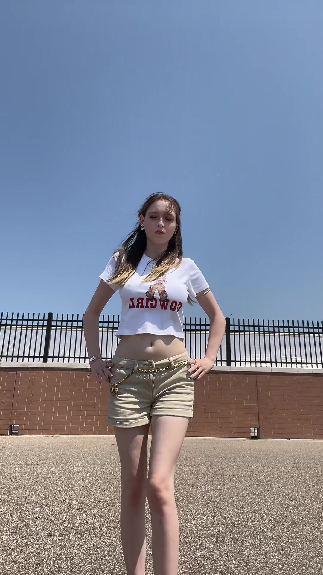 unoangryone (@unoangryone) - Urlebird