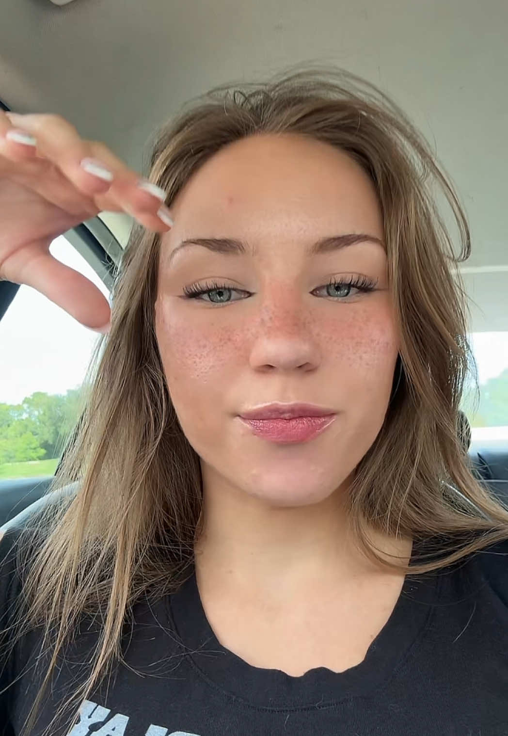 Anya Matusevich (@its.anya.lacey) - Urlebird