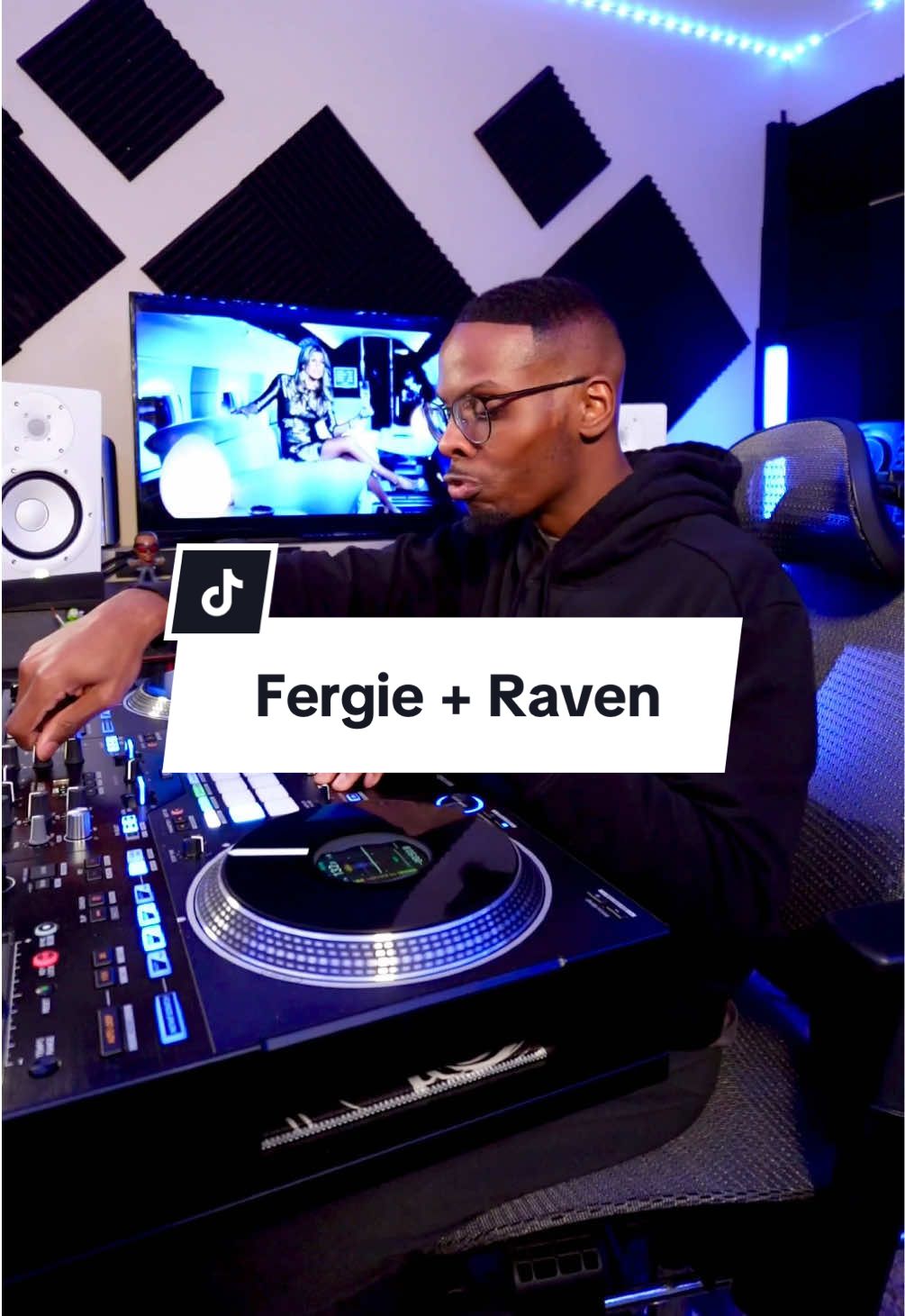 tecca | emily_santtt (@emily_santtt)