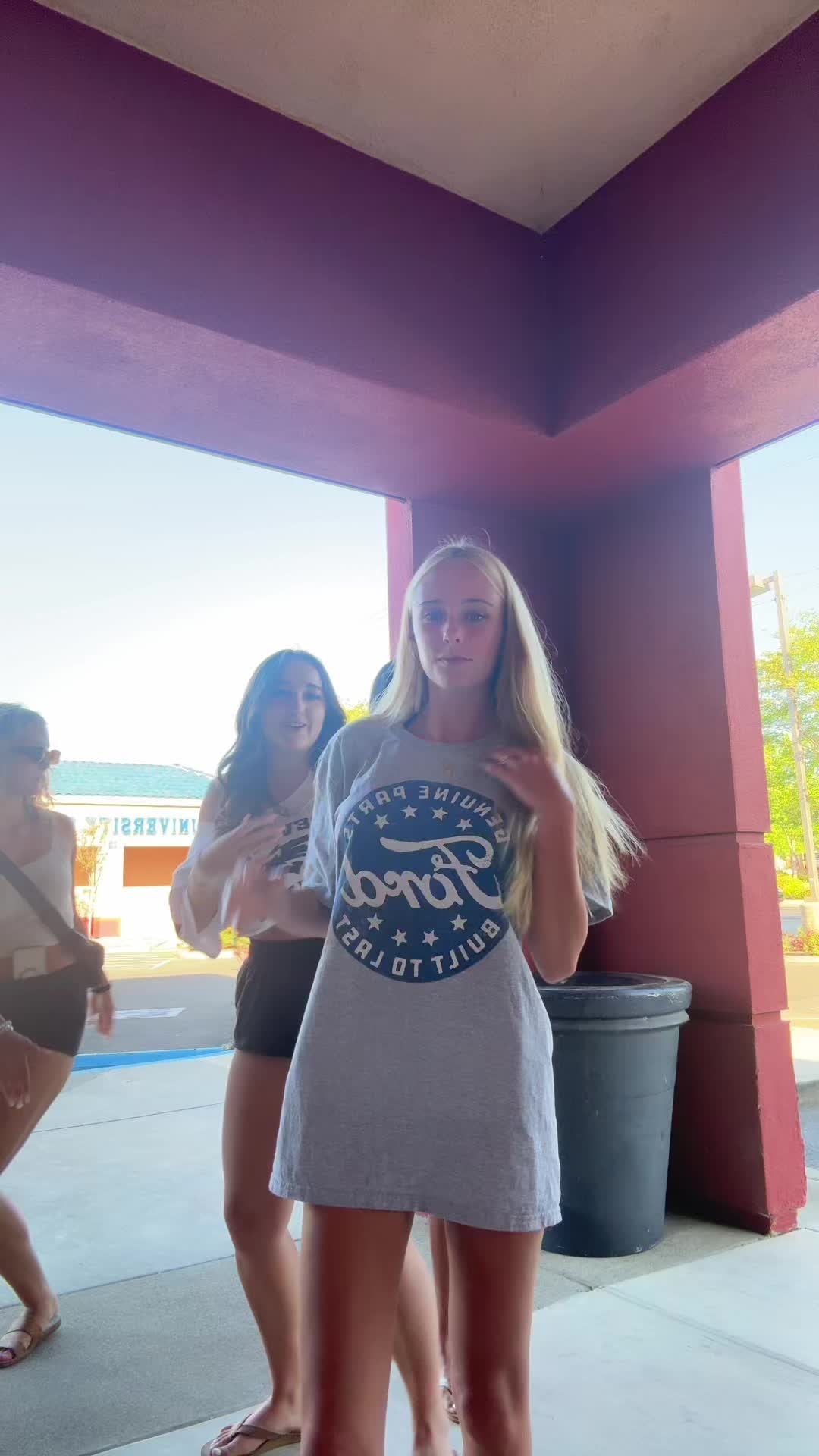 11 and 8-year old PRODIGY SISTERS | Julien Cohen (@juliencohen_piano)