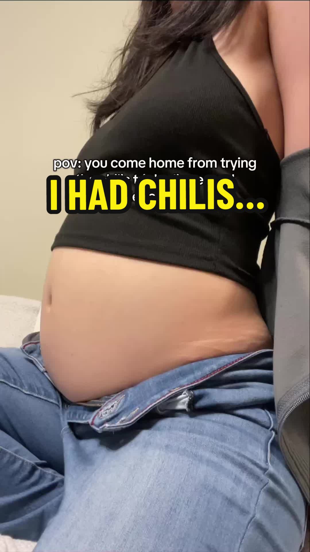 Lily Tran - Body Positivity (@theasianbellygirl) - Urlebird