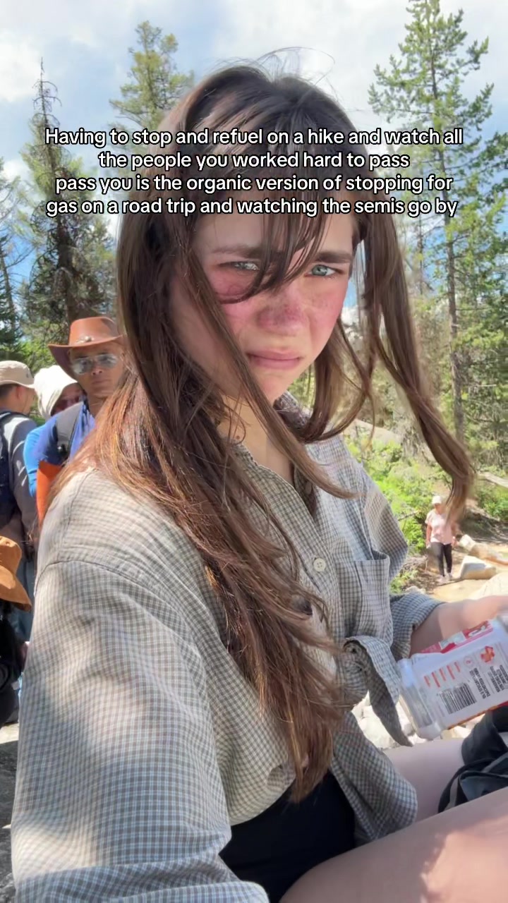 I did not push that family of four off | Lujan (@lunchbaglujan)