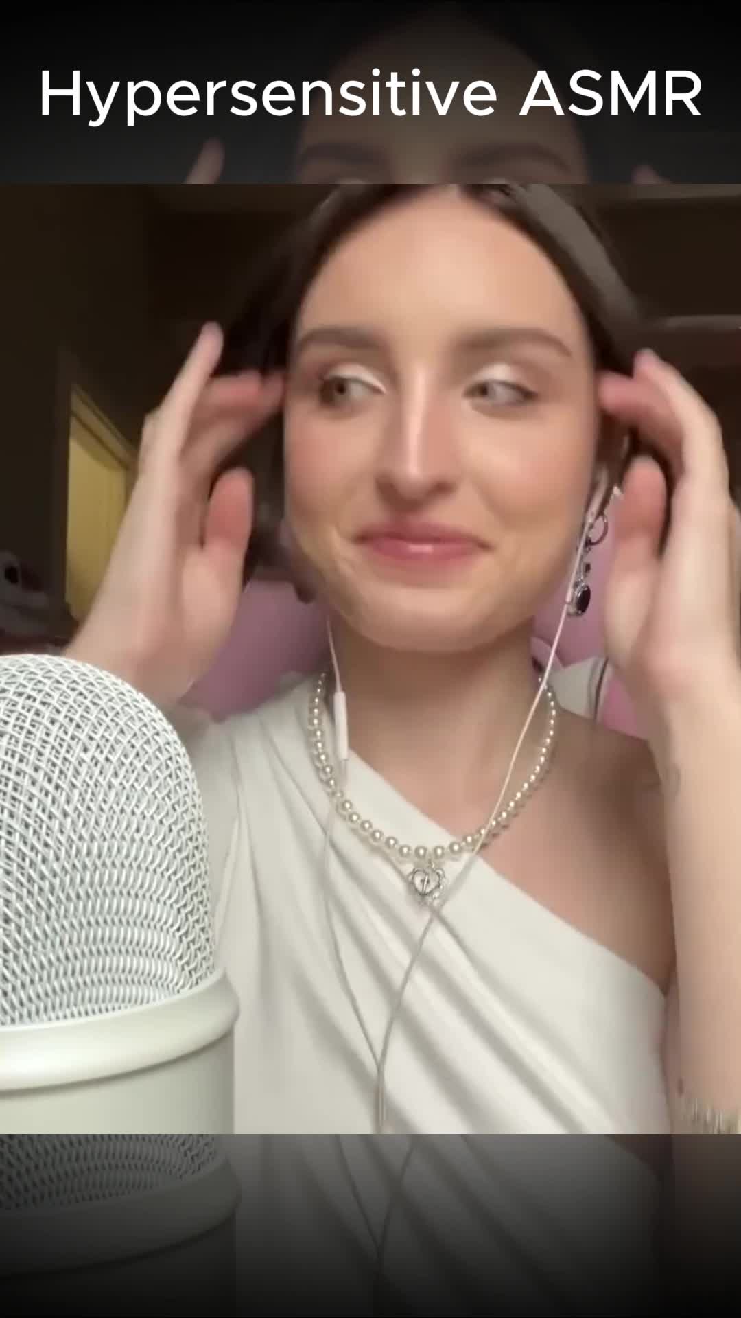 beebee asmr (@beebeeasmr.official) - Urlebird