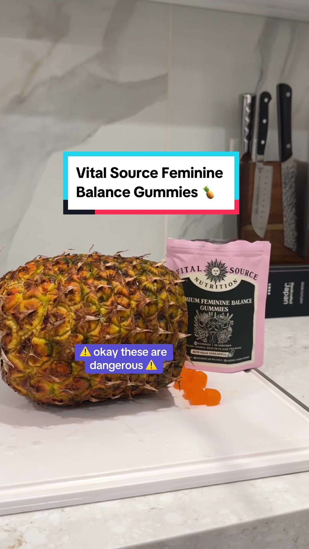 Aji, Ginza & Marshmellow (@undercovertabbies) - Urlebird