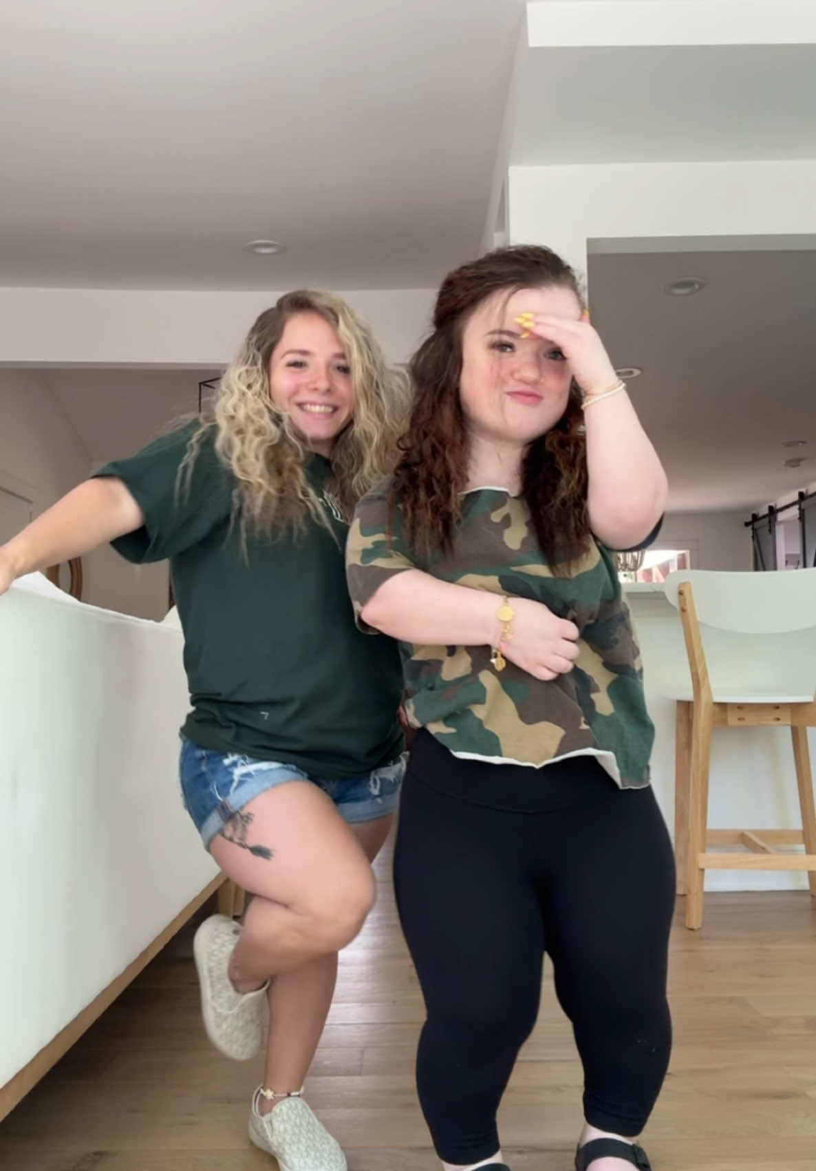 shytayla (@shytayla) - Urlebird