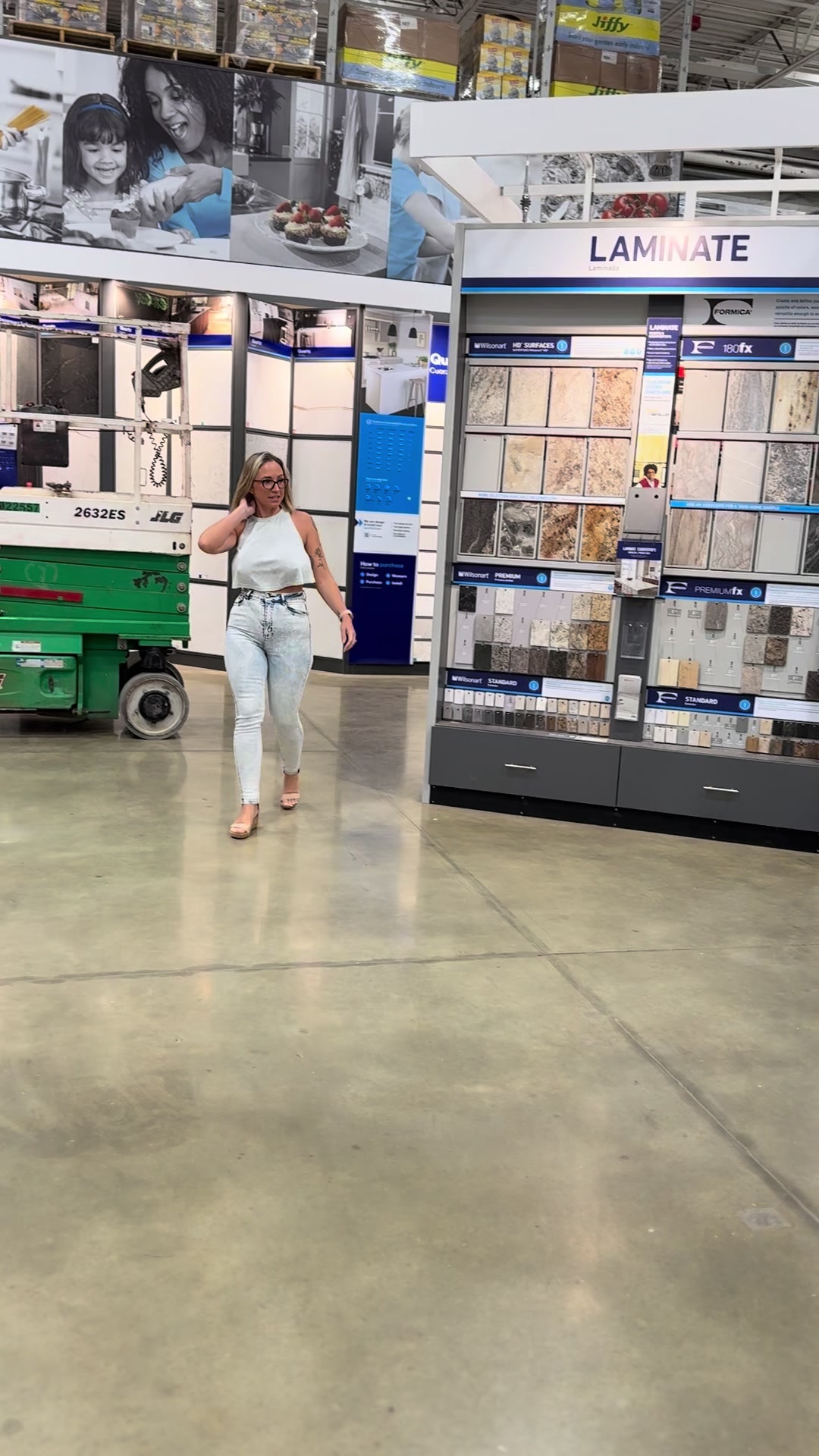 Its ok hunny, i will take care of you | Shantel Lee (@shantellee118)