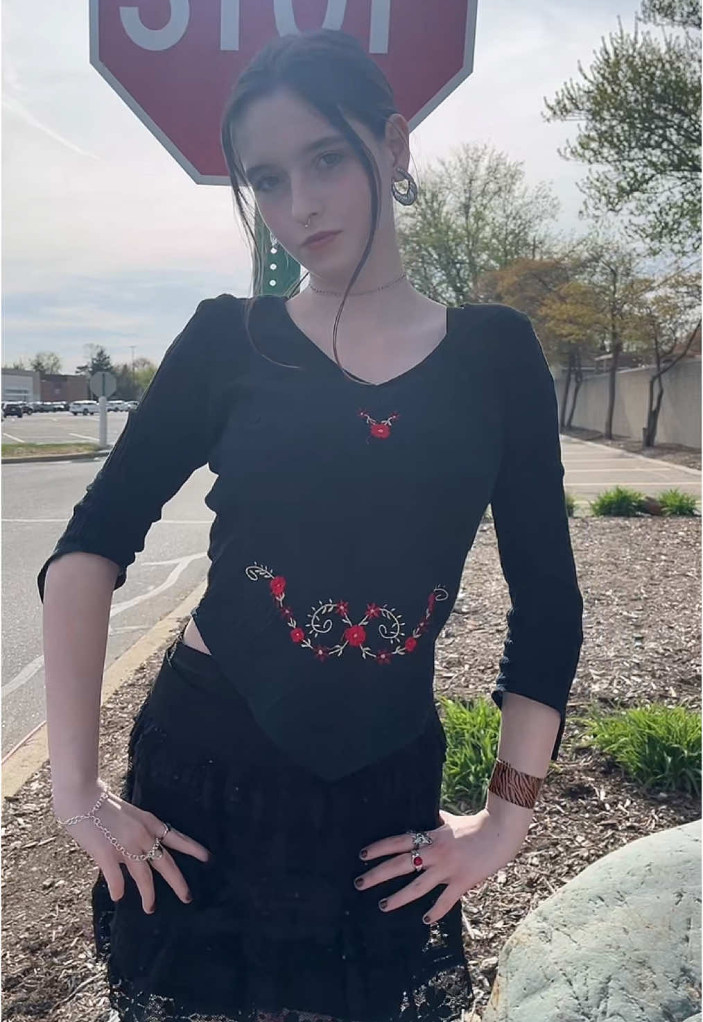 unoangryone (@unoangryone) - Urlebird