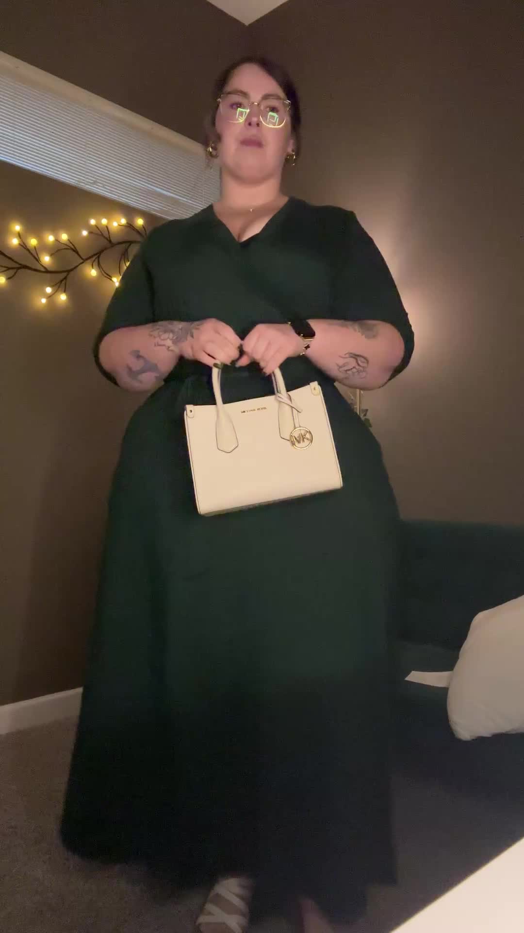 Bella (@bella_taunt) - Urlebird