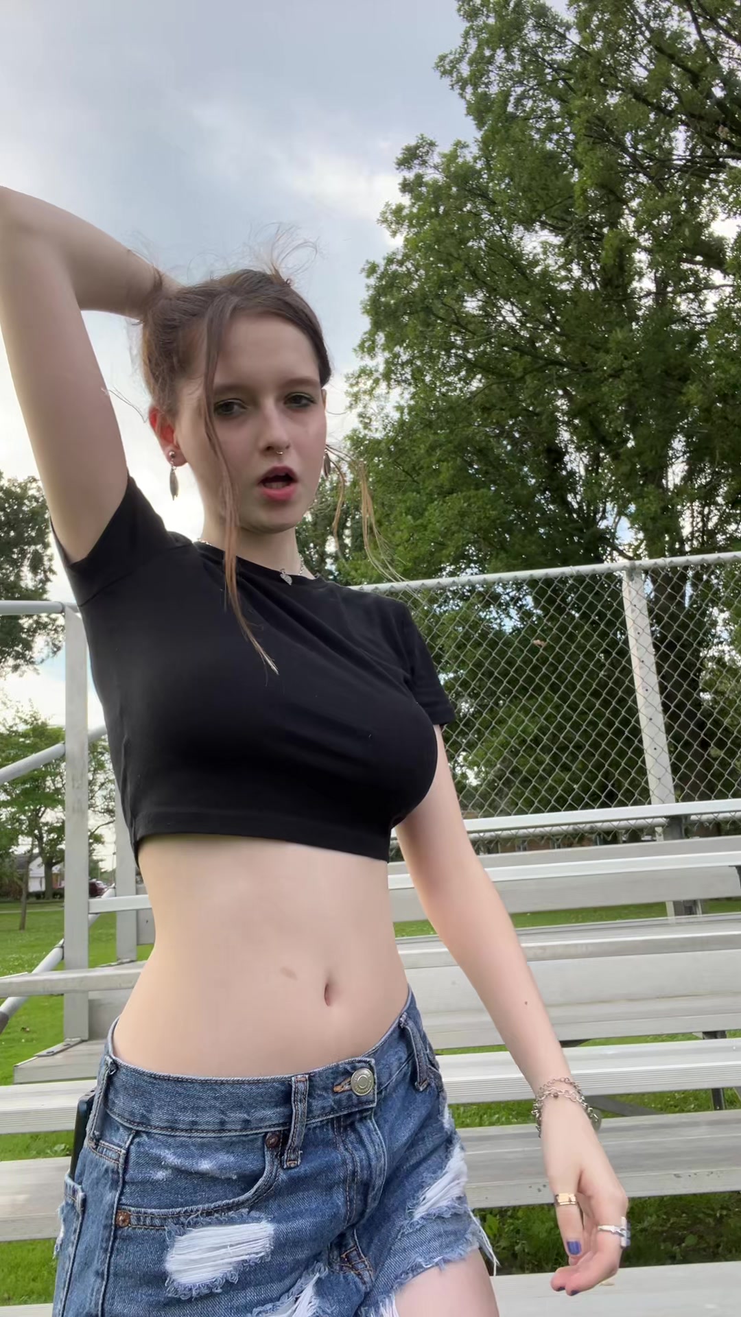 unoangryone (@unoangryone) - Urlebird