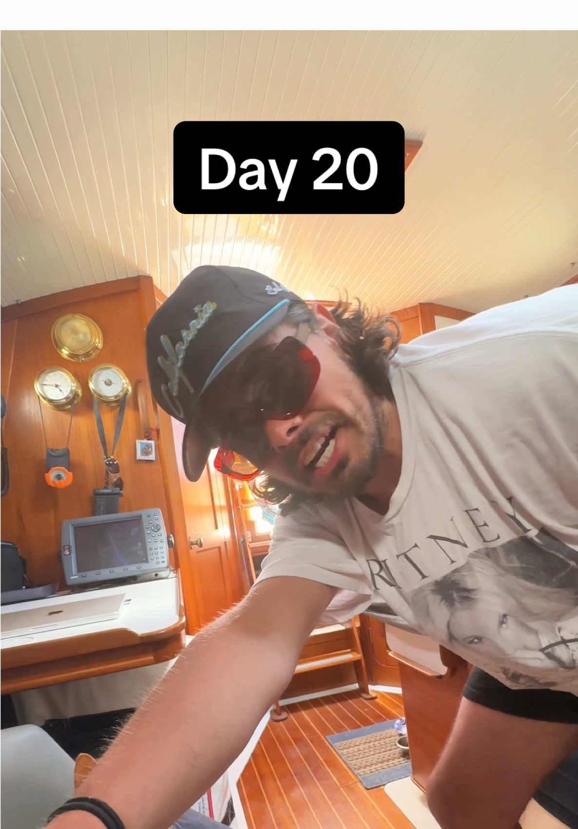 sailing_with_phoenix (@sailing_with_phoenix) - Urlebird