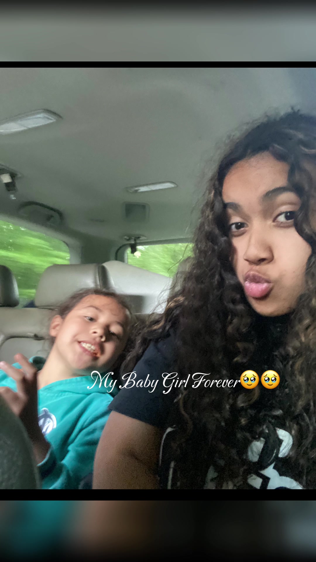 Destiny Rodriguez (@destinyrodriguez32) - Urlebird
