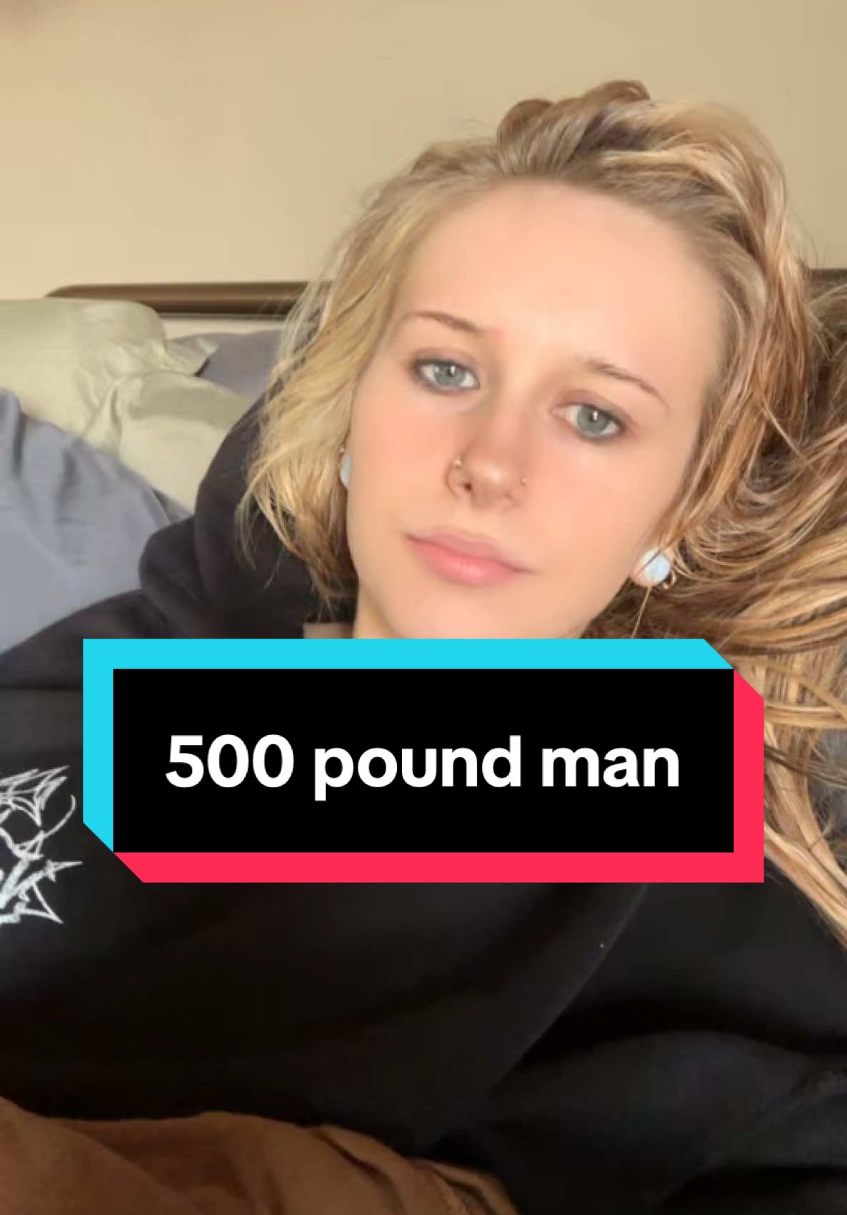 Alexis XJ (@alexis.xxxj) - Urlebird