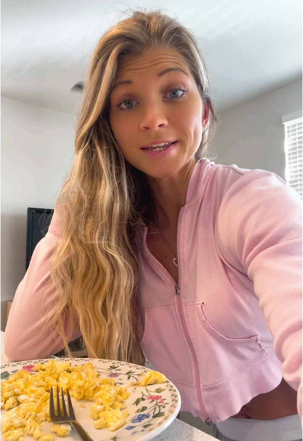 🦄 @buffblondee - Hayley | online fitness coach - TikTok