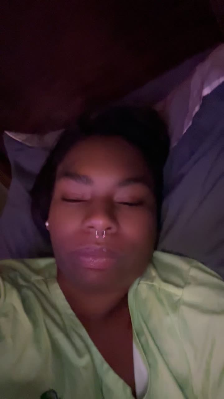 Shawnna Jonnell (@shawnnajonnell) - Urlebird