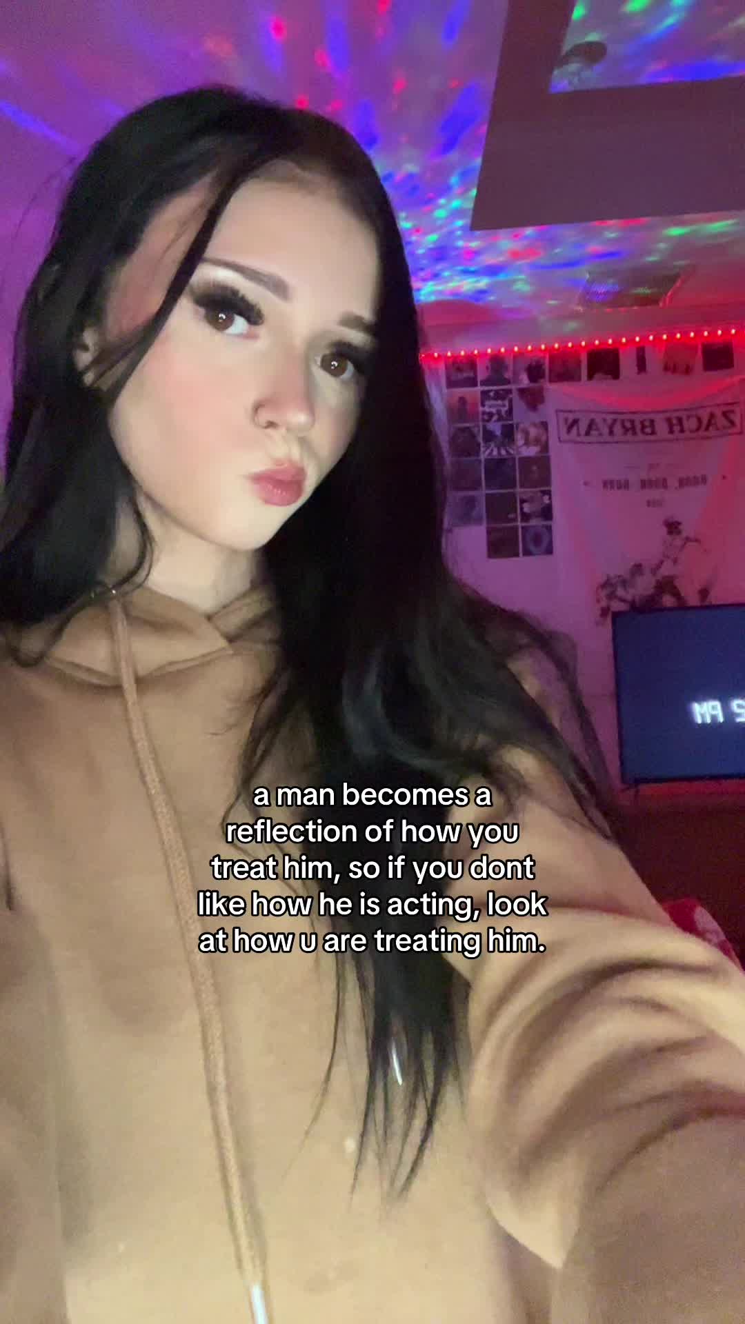 Смотреть ТикТок Онлайн | Urlebird