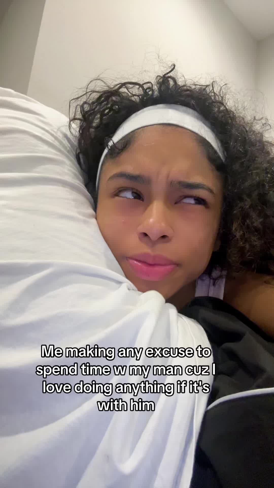 Nadia J (@notnadiajocelyn) - Urlebird